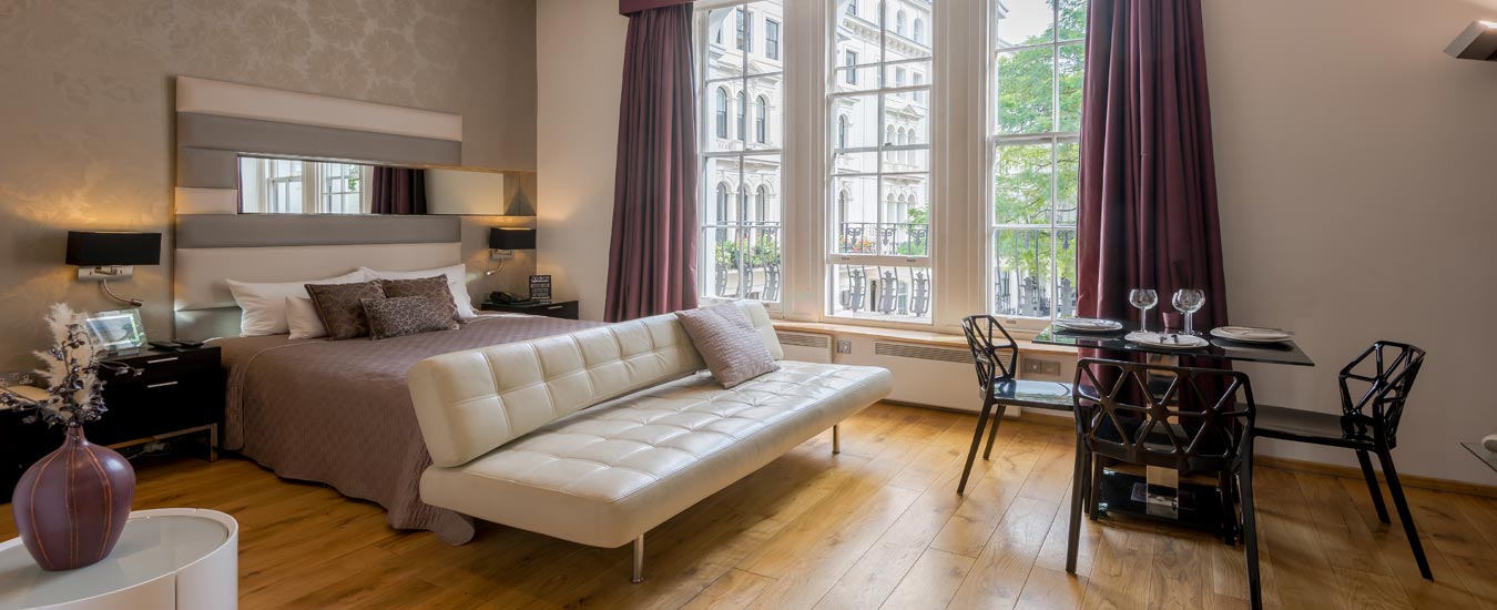 Get Triple Room in London – Fully Furnished Studio Apartment Triple Room